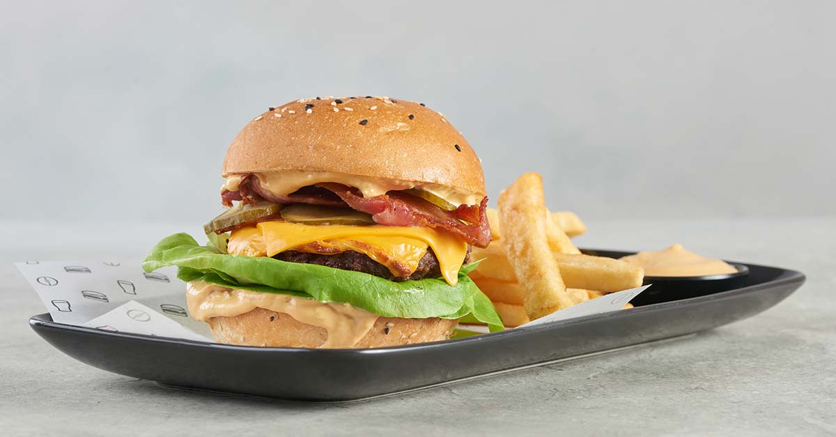 Champion Bacon Cheese Burger | The Sporting Globe